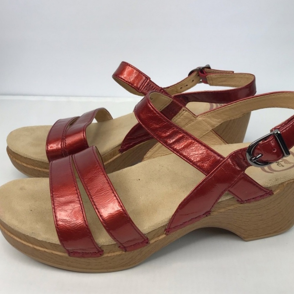 Dansko Rusted Red Patent Leather Sandals, Size 41 - Gem